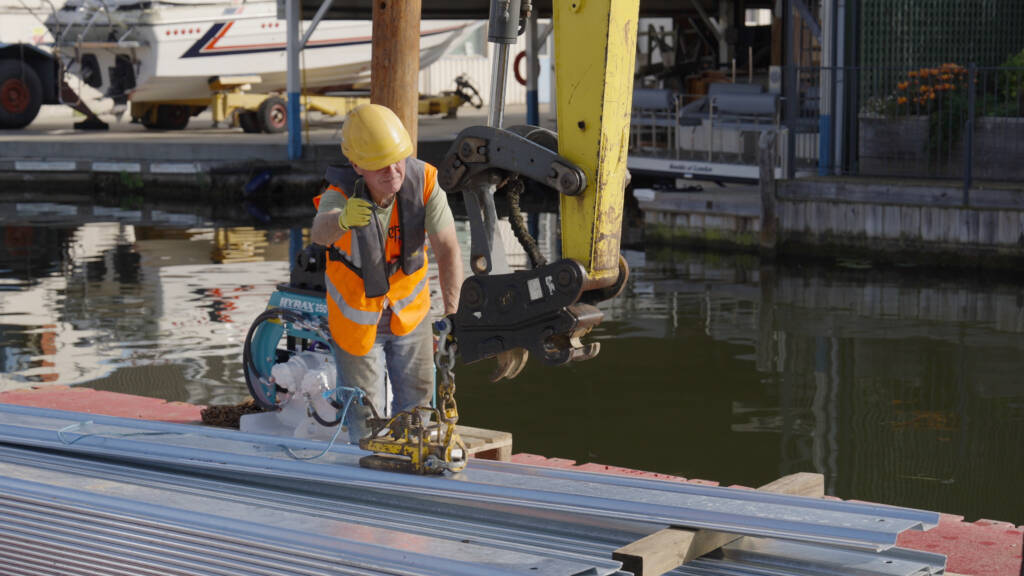 Why Choose Galvanised Sheet Piling for Your Project? - DRE Marine & Civils